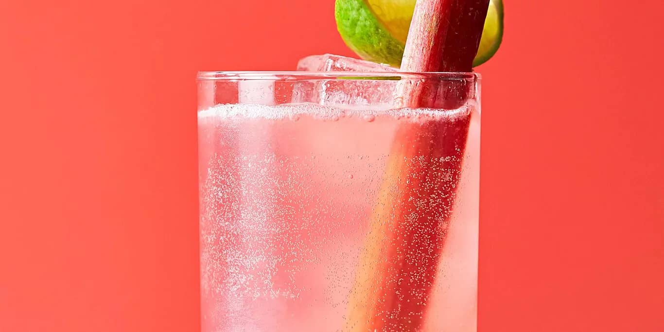 How to make Rhubarb Cocktail Recipe