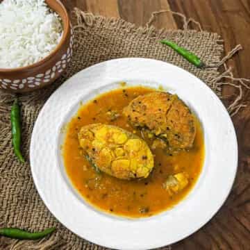 How to make Bengali Style Fish Curry Recipe
