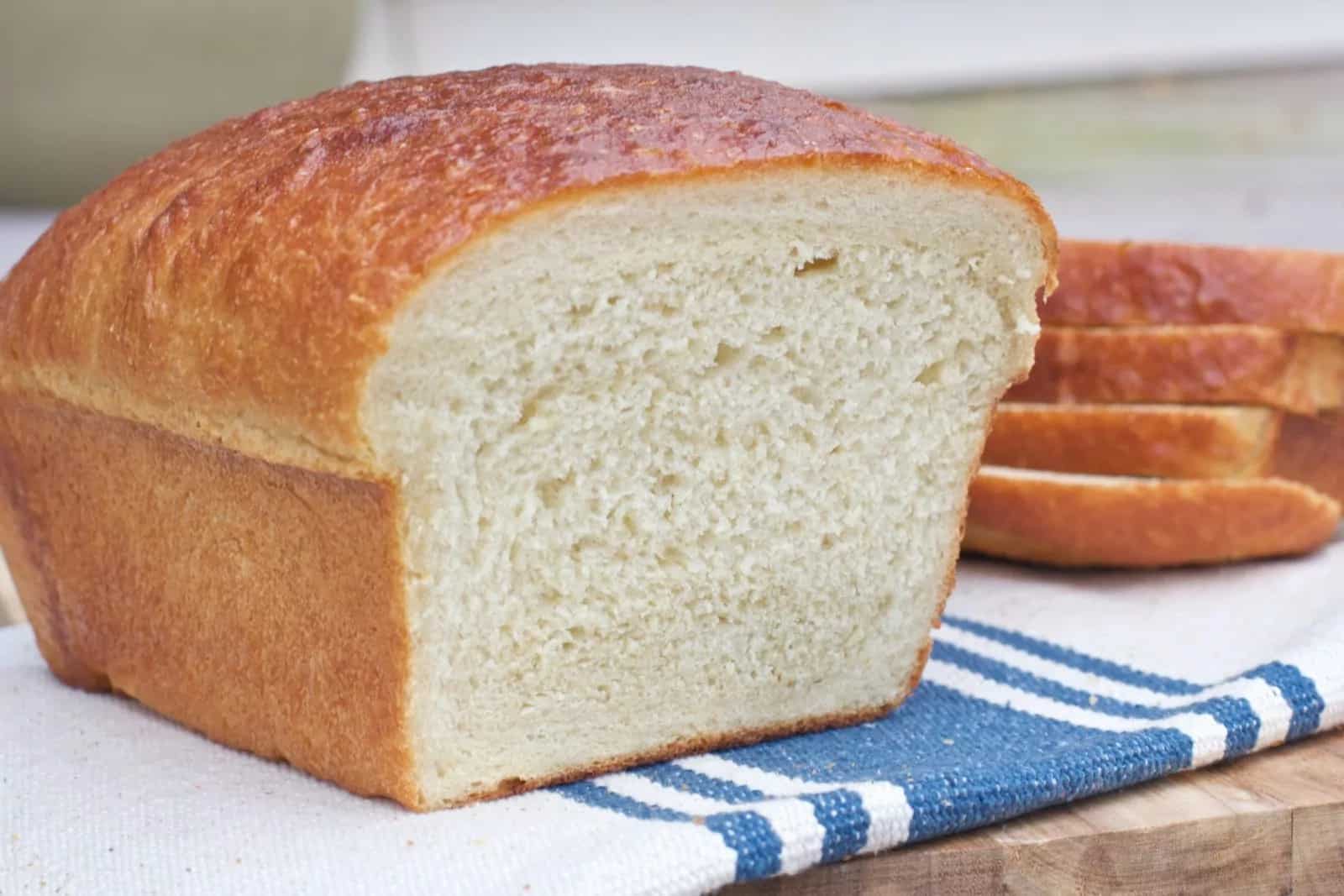 How to make Old Fashioned Buttermilk Honey White Bread Recipe