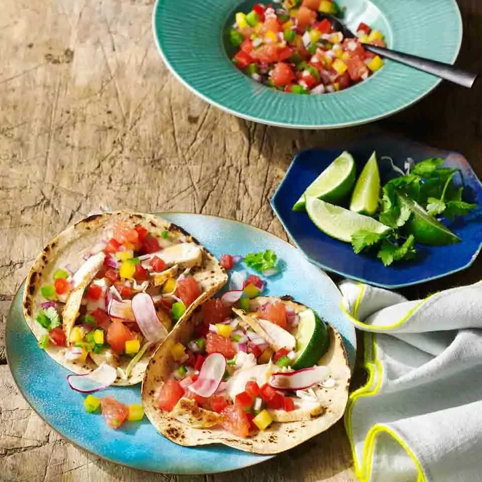 How to make Chicken Fajitas With Red Grapefruit Salsa Recipe
