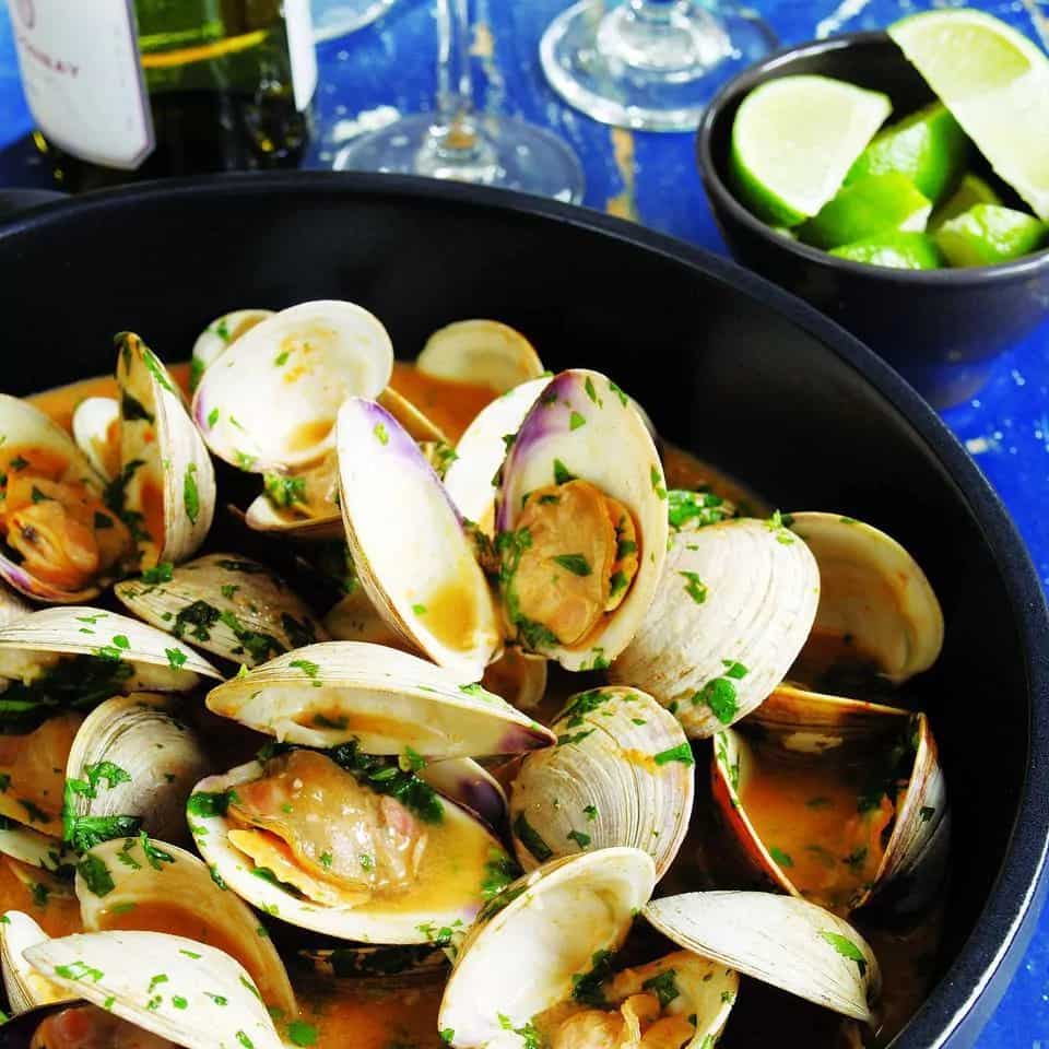 How to make Red Curry Clams Recipe