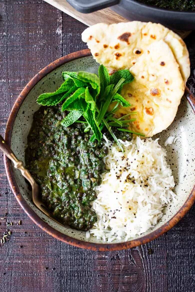 How to make Lentil Dal With Spinach Sauce Recipe