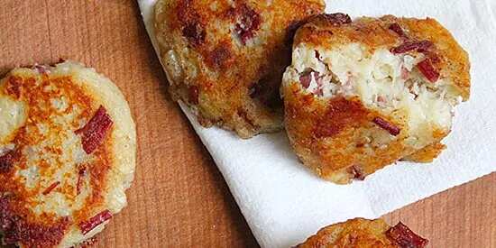 How to make Irish Potato And Corned Beef Cakes Recipe