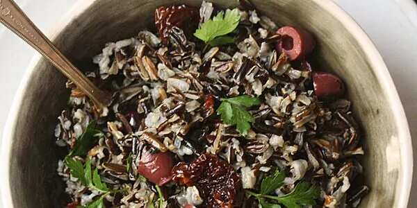 How to make Mediterranean Wild Rice With Olives And Tomatoes Recipe