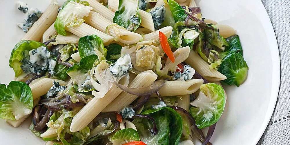 How to make Penne Rigate With Brussels Sprouts And Gorgonzola Recipe