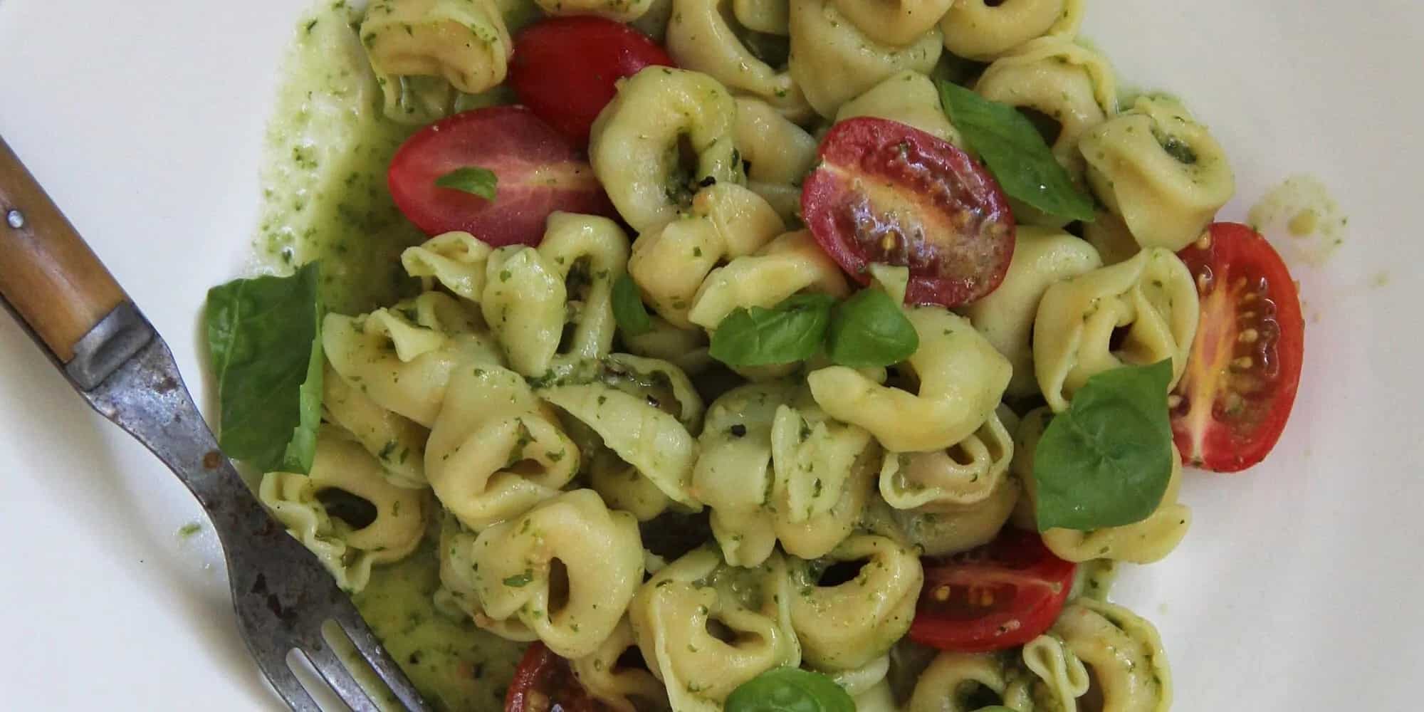 How to make Tortellini With Pesto And Cherry Tomatoes Recipe