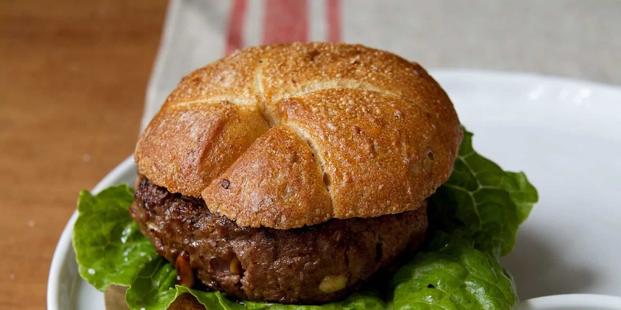 How to make Buffalo Burgers With Raisin-garlic Mayonnaise Recipe