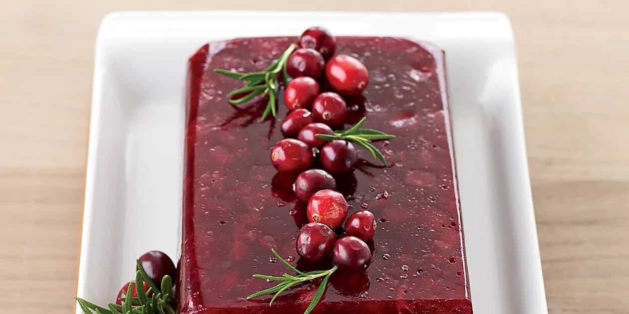 How to make Jellied Cranberry Sauce With Fuji Apple Recipe