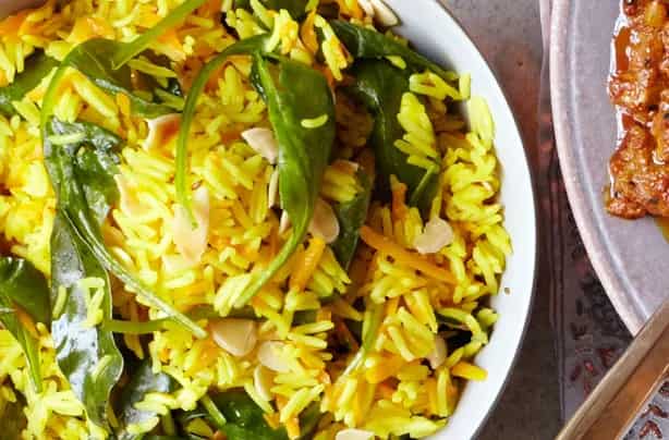 How to make Carrot And Spinach Pilau Recipe