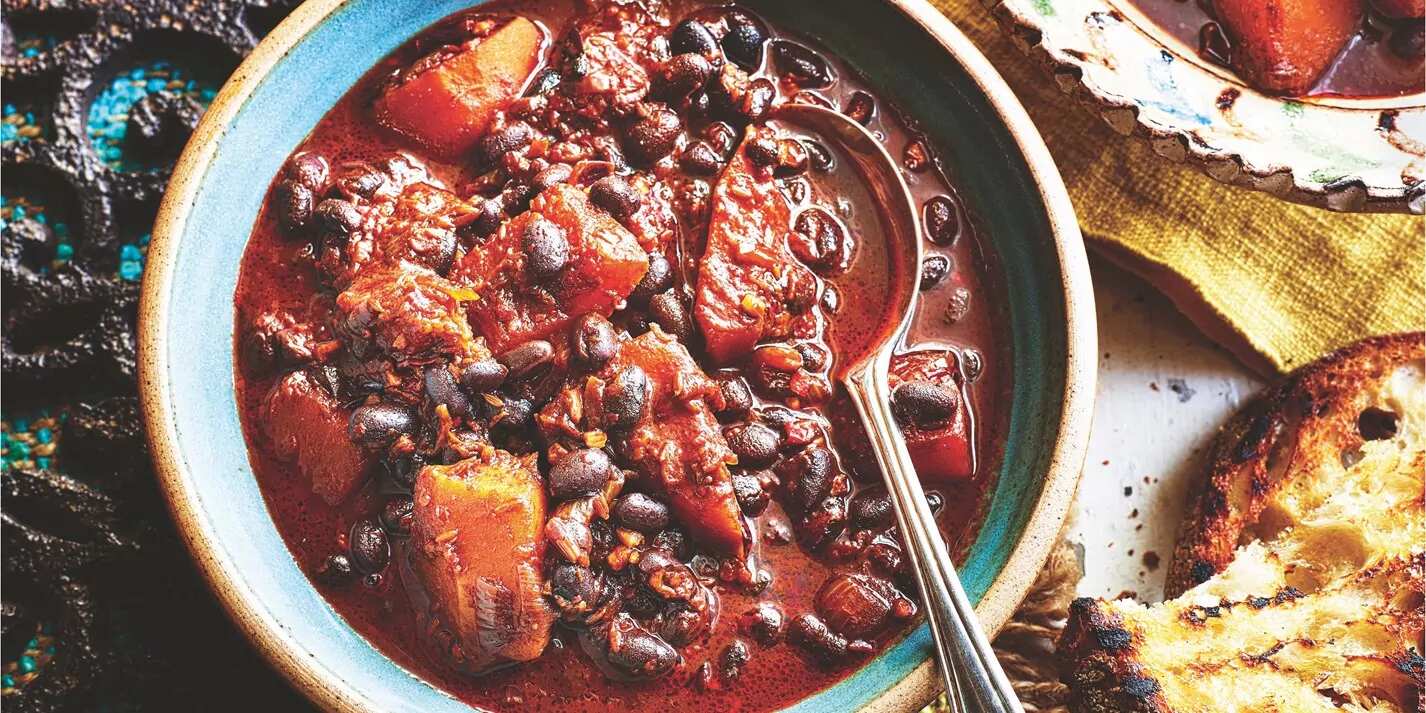 How to make Harissa Black Bean Ragout Recipe