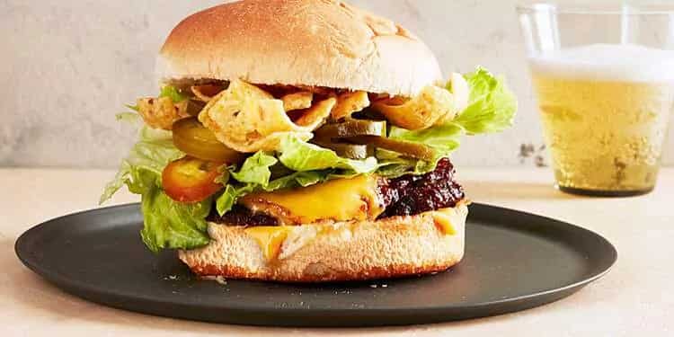 How to make Chili Pie Burgers Recipe