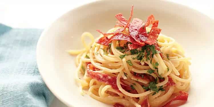 How to make Creamy Pasta With Crispy Salami Recipe