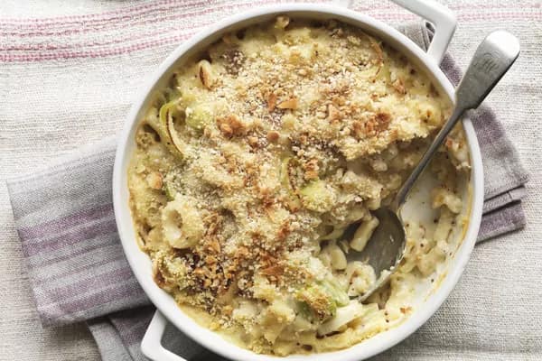 How to make Cheesy Macaroni Bake With Leeks And Pancetta Recipe