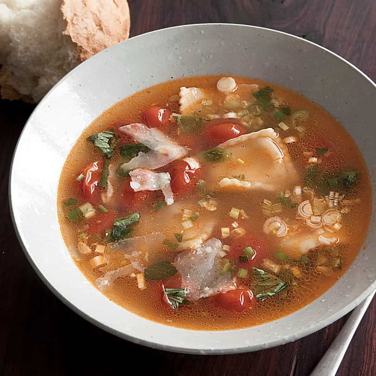 How to make Cherry Tomato-and-ravioli Soup Recipe