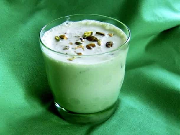 How to make Pistachio Milkshake Recipe