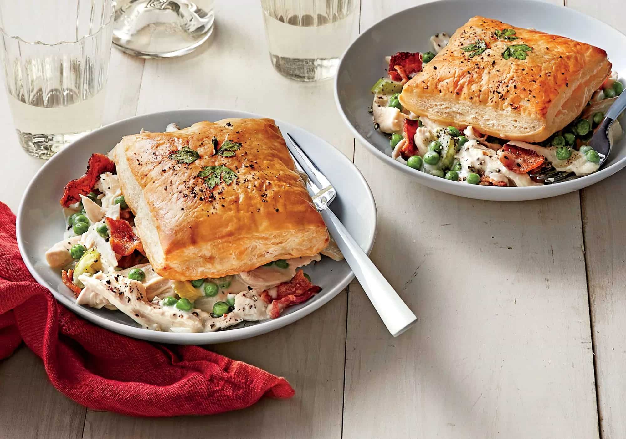 How to make Creamy Chicken And Bacon With Herbed Puff Pastry Recipe