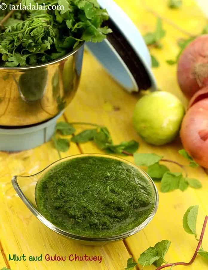 How to make Mint And Onion Chutney Recipe
