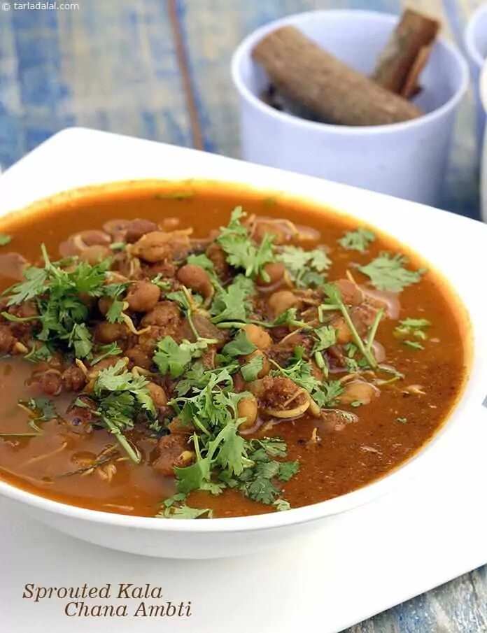 How to make Sprouted Kala Chana Ambti Recipe