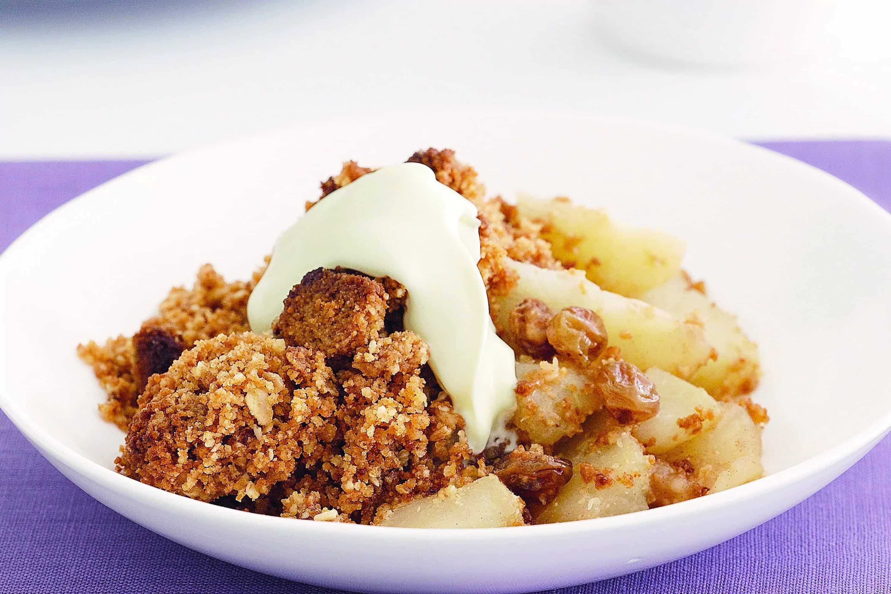 How to make Apple And Sultana Crumble Recipe