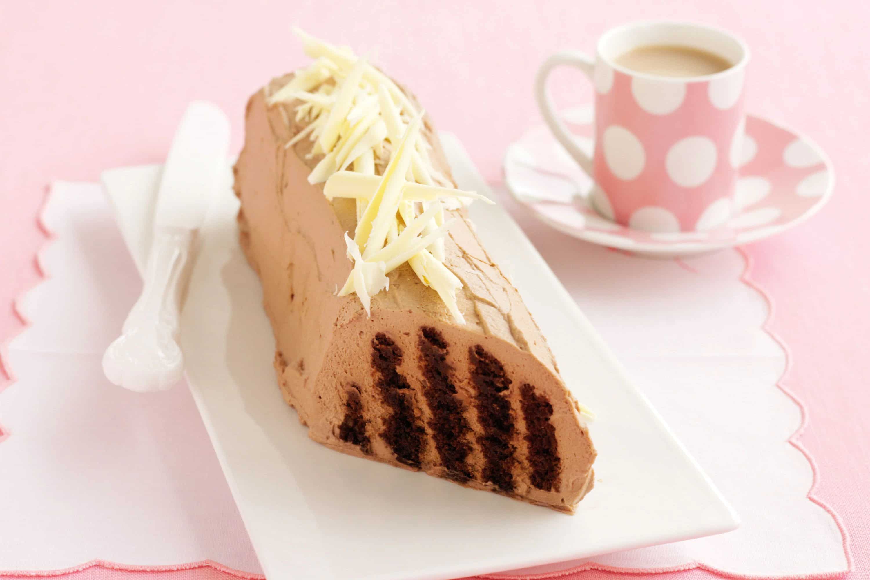 How to make Chocolate Cream Cake Recipe