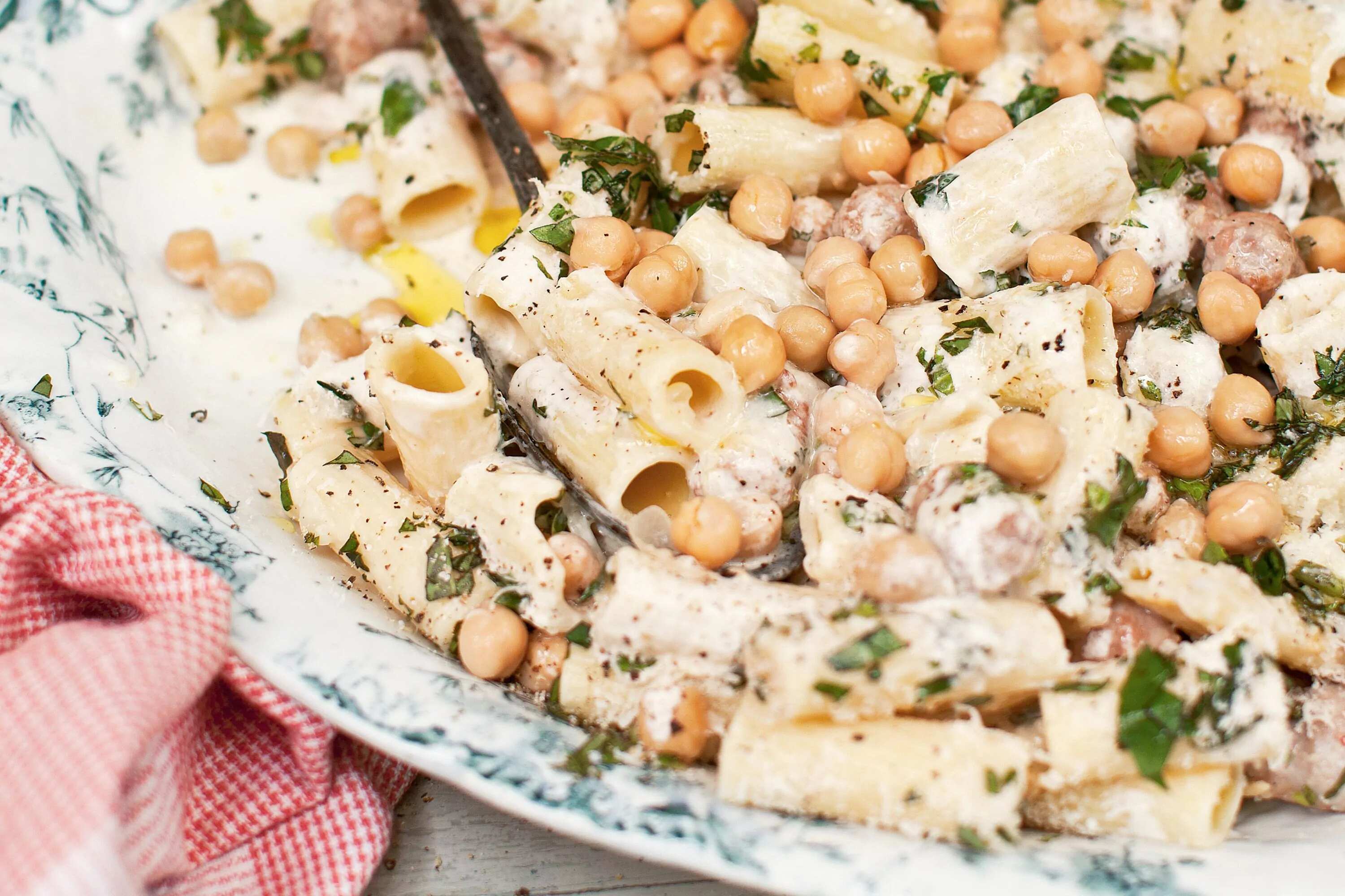 How to make Creamy Basil Sausage & Chickpea Rigatoni Recipe