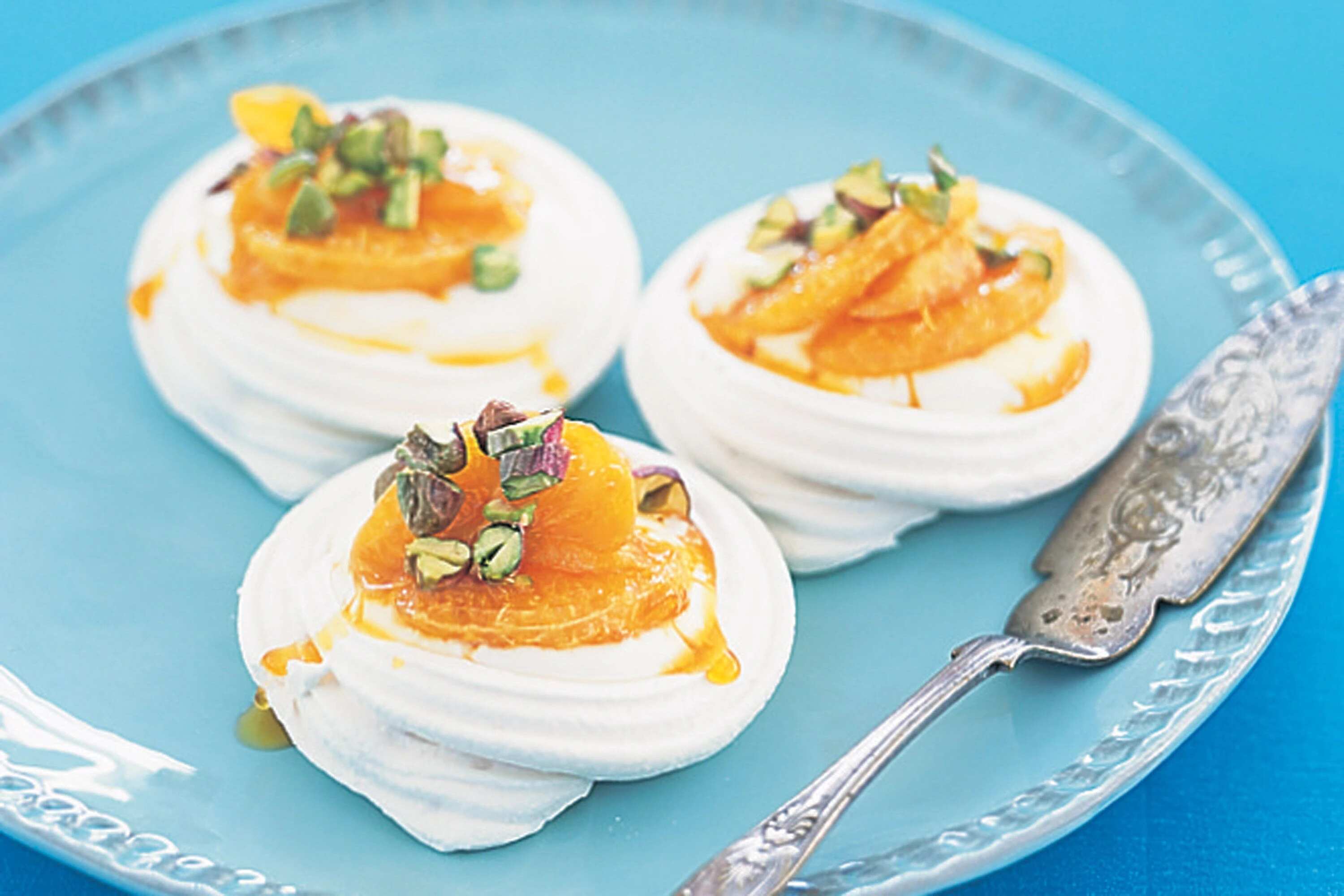 How to make Little Pavs With Syrupy Mandarins Recipe