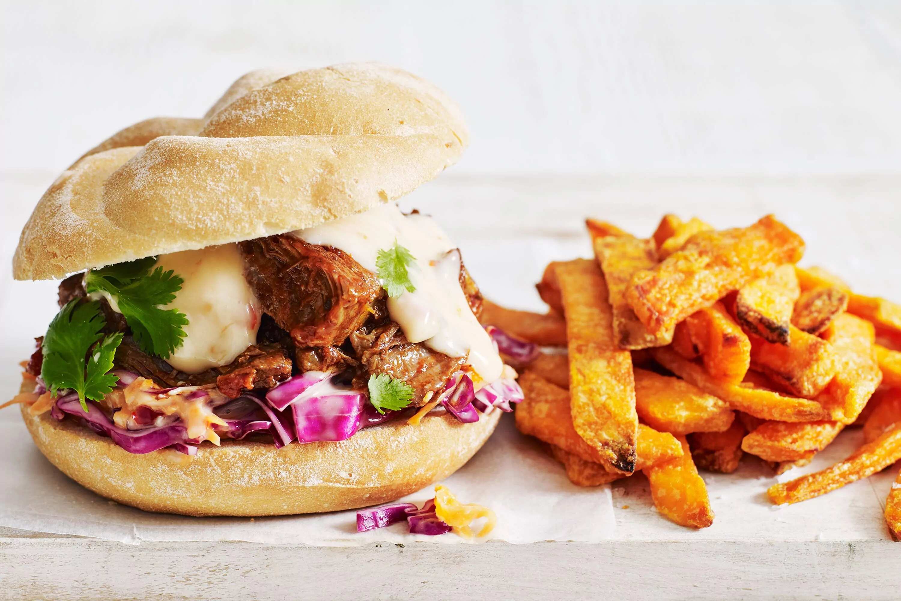 How to make Pulled Beef Burgers With Chilli Mayonnaise Recipe