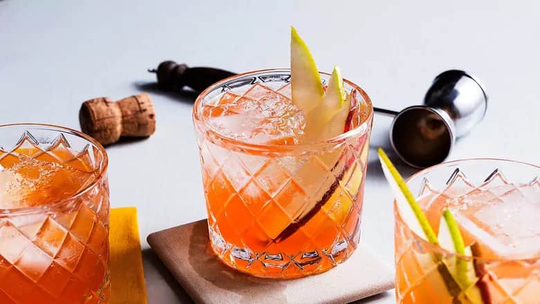 How to make Pear Aperol Spritz Recipe