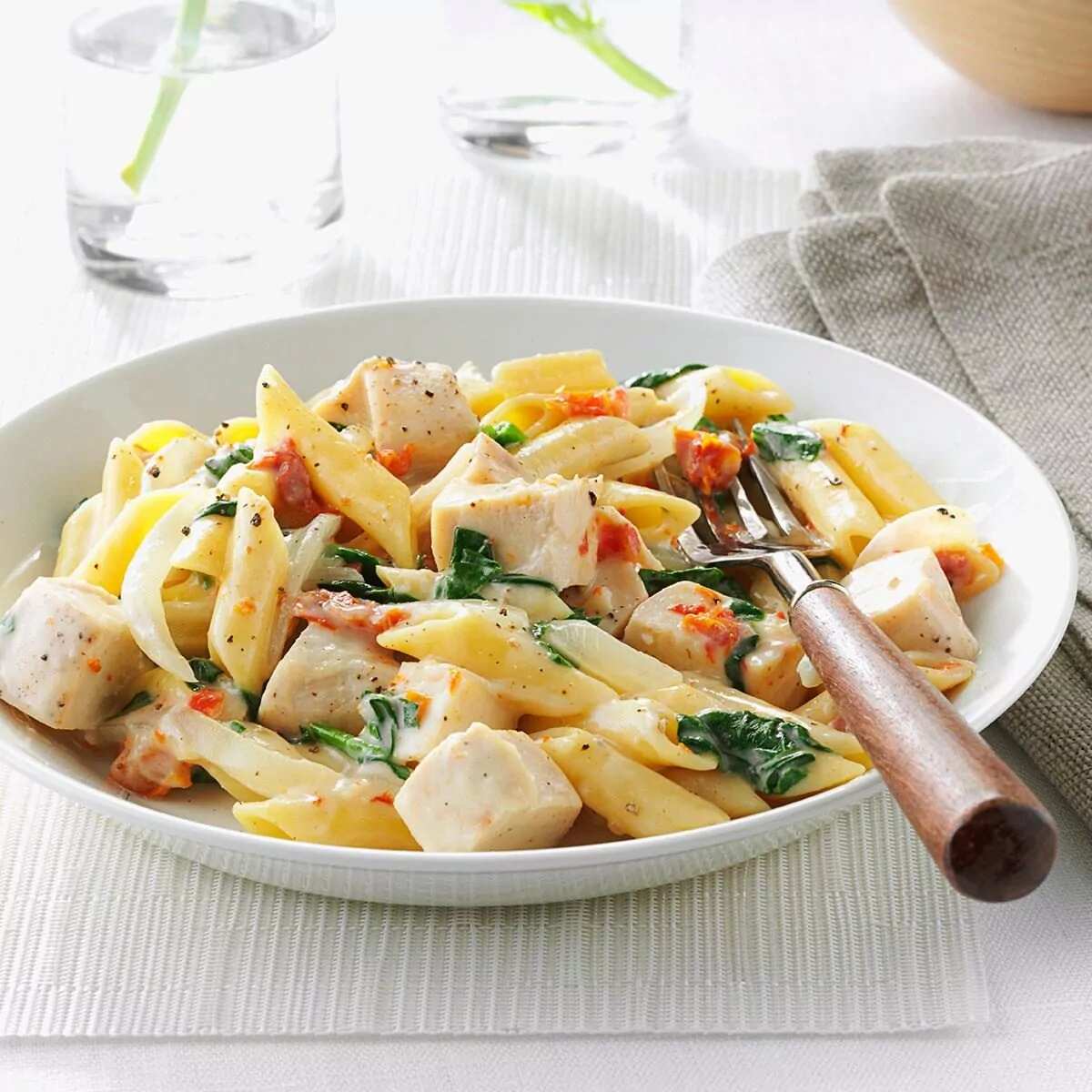 How to make Chicken & Spinach Mostaccioli Recipe