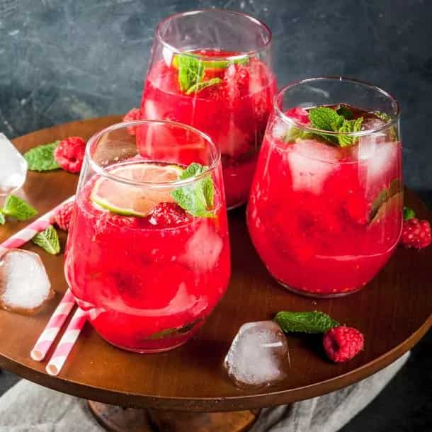 How to make Raspberry Caipiroska Cocktail Recipe