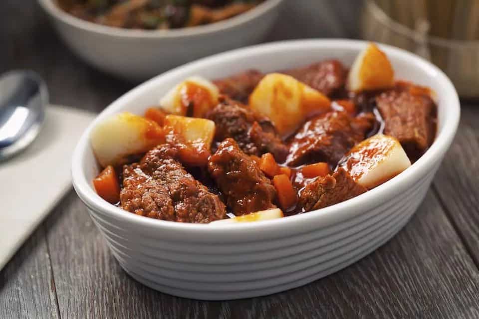 How to make Slow Cooker Gingered Beef Recipe