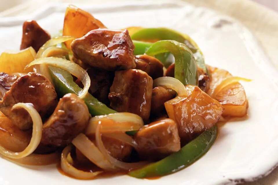 How to make Chinese Stir-fried Beef With Onions Recipe
