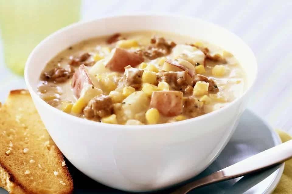 How to make Crock Pot Corn And Ground Beef Chowder Recipe
