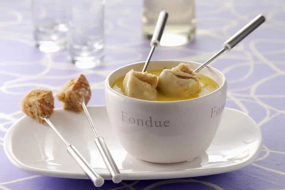 How to make Fondue Savoyarde Recipe