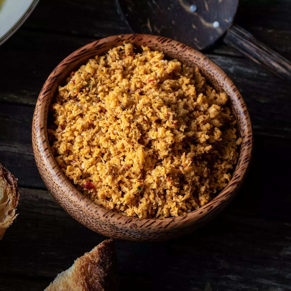 How to make Nadan Chammanthi Podi Recipe