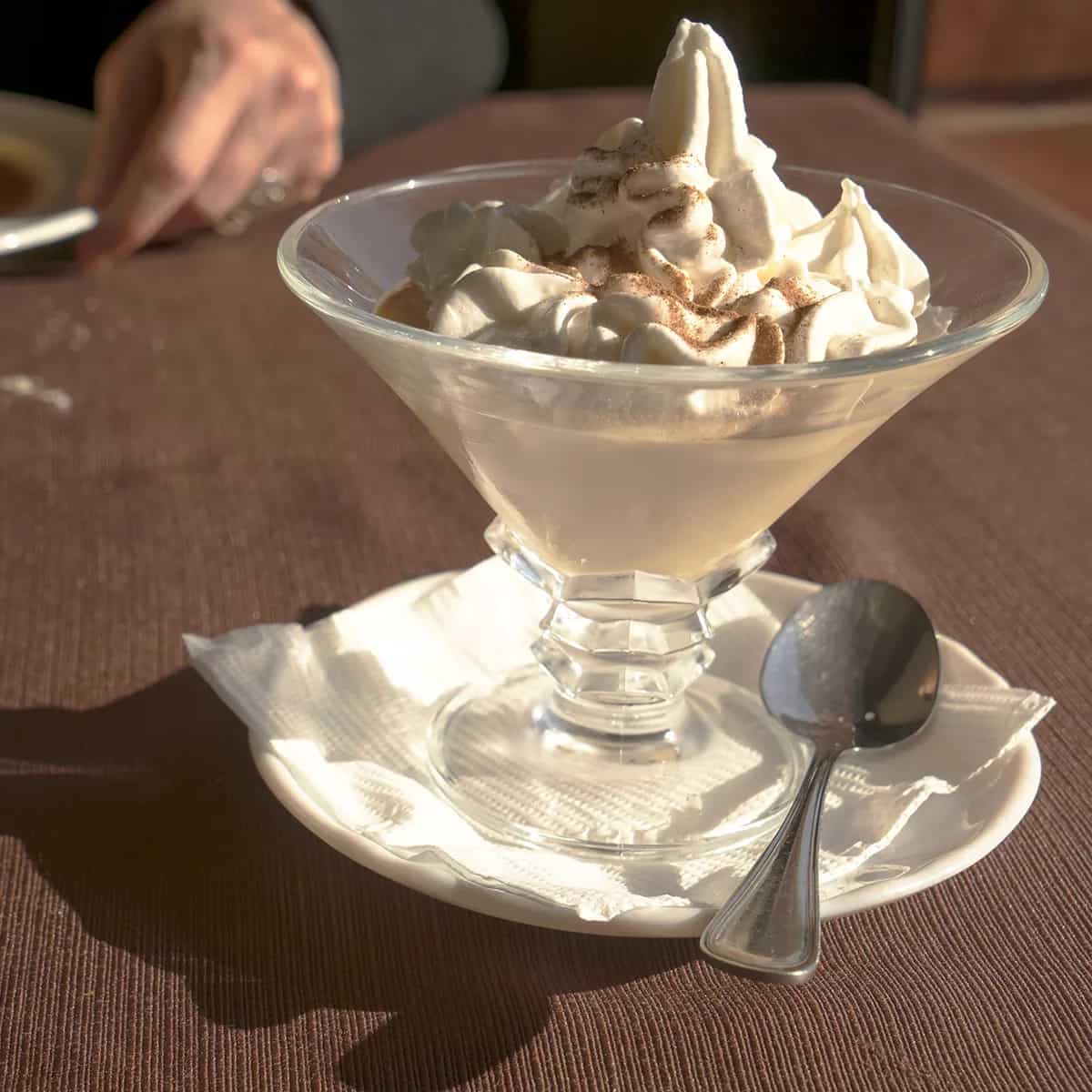 How to make Suspiro A La Limena Recipe