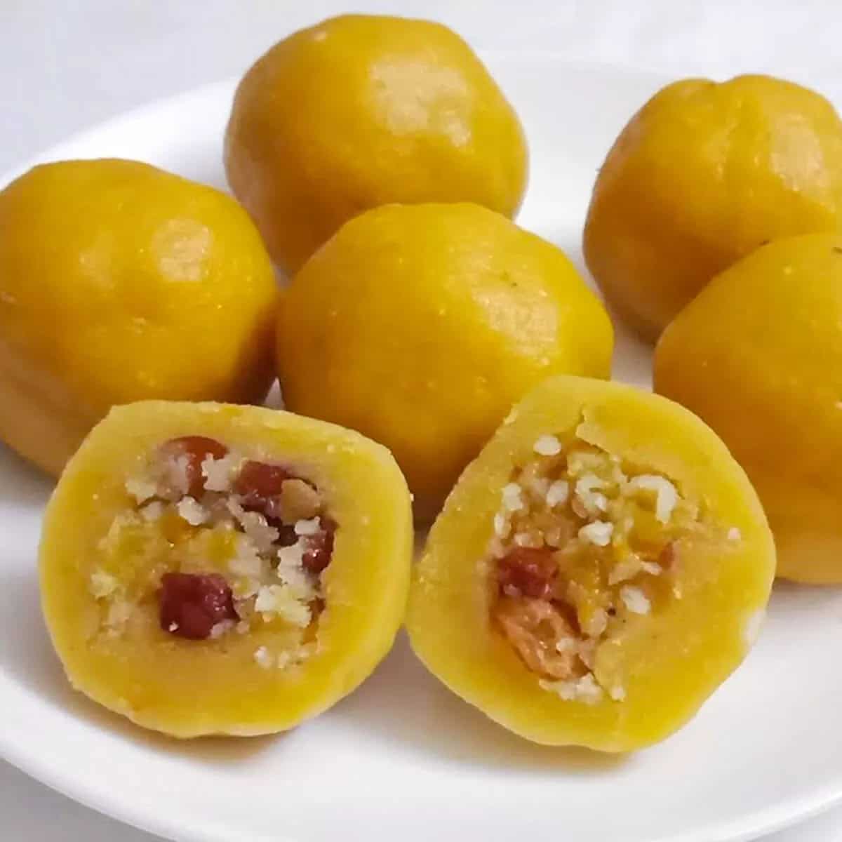 How to make Pazham Kozhukkatta Recipe