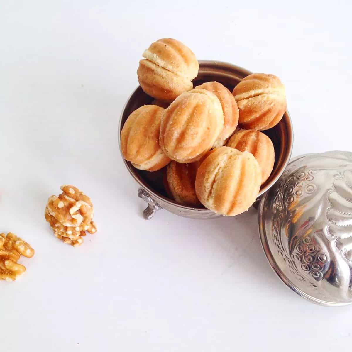 How to make Walnut Ghriba Recipe