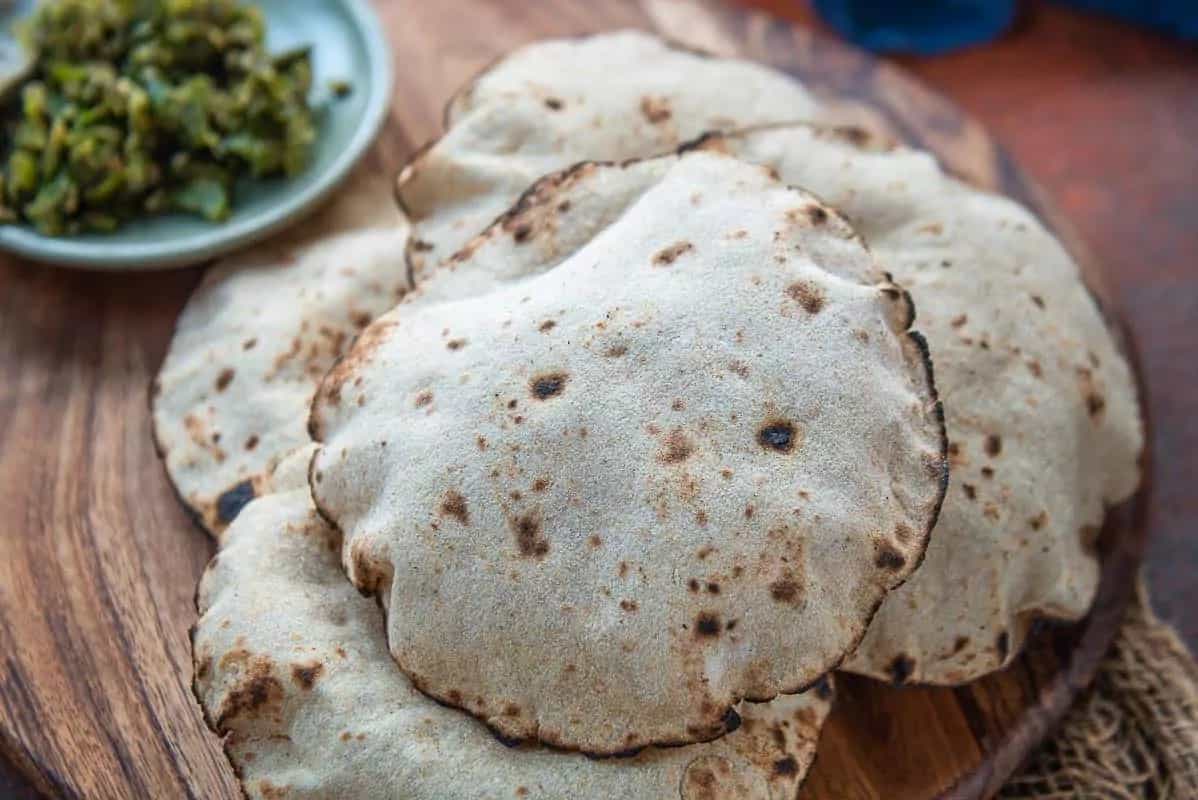How to make Jowar Bhakri Recipe