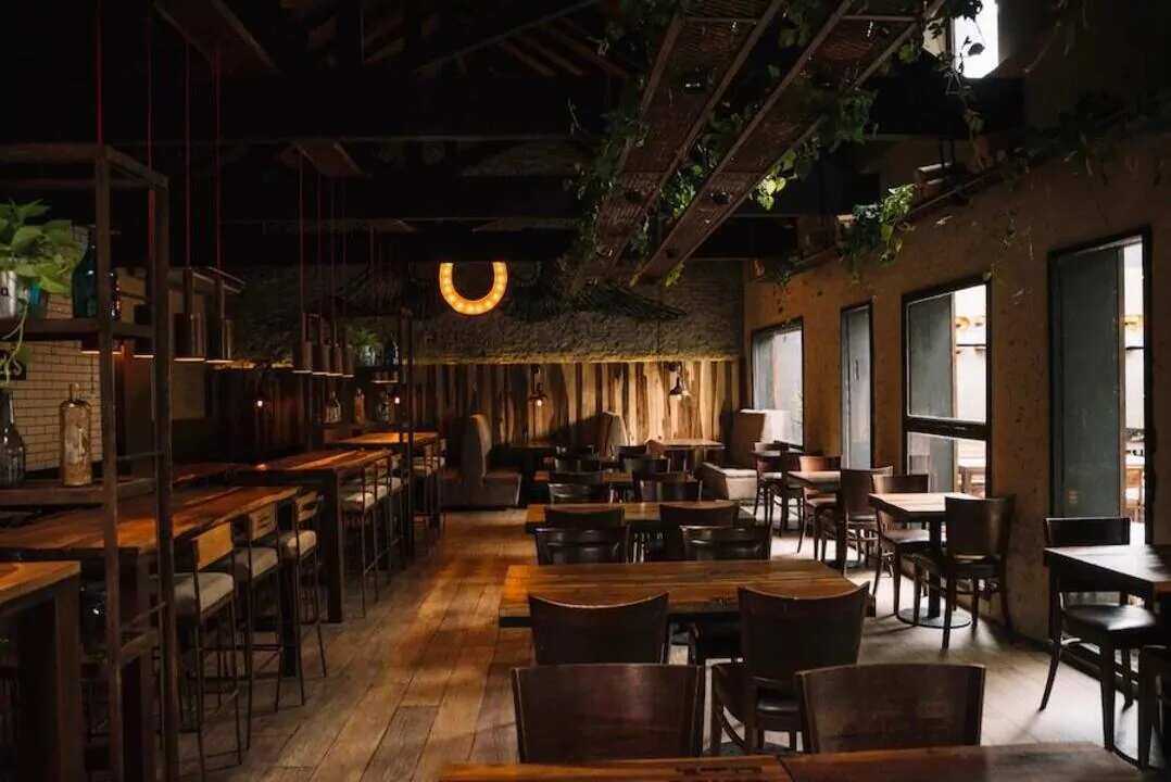 Planning To Dine Out Today? These Are The 5 Main Dining Styles You ...