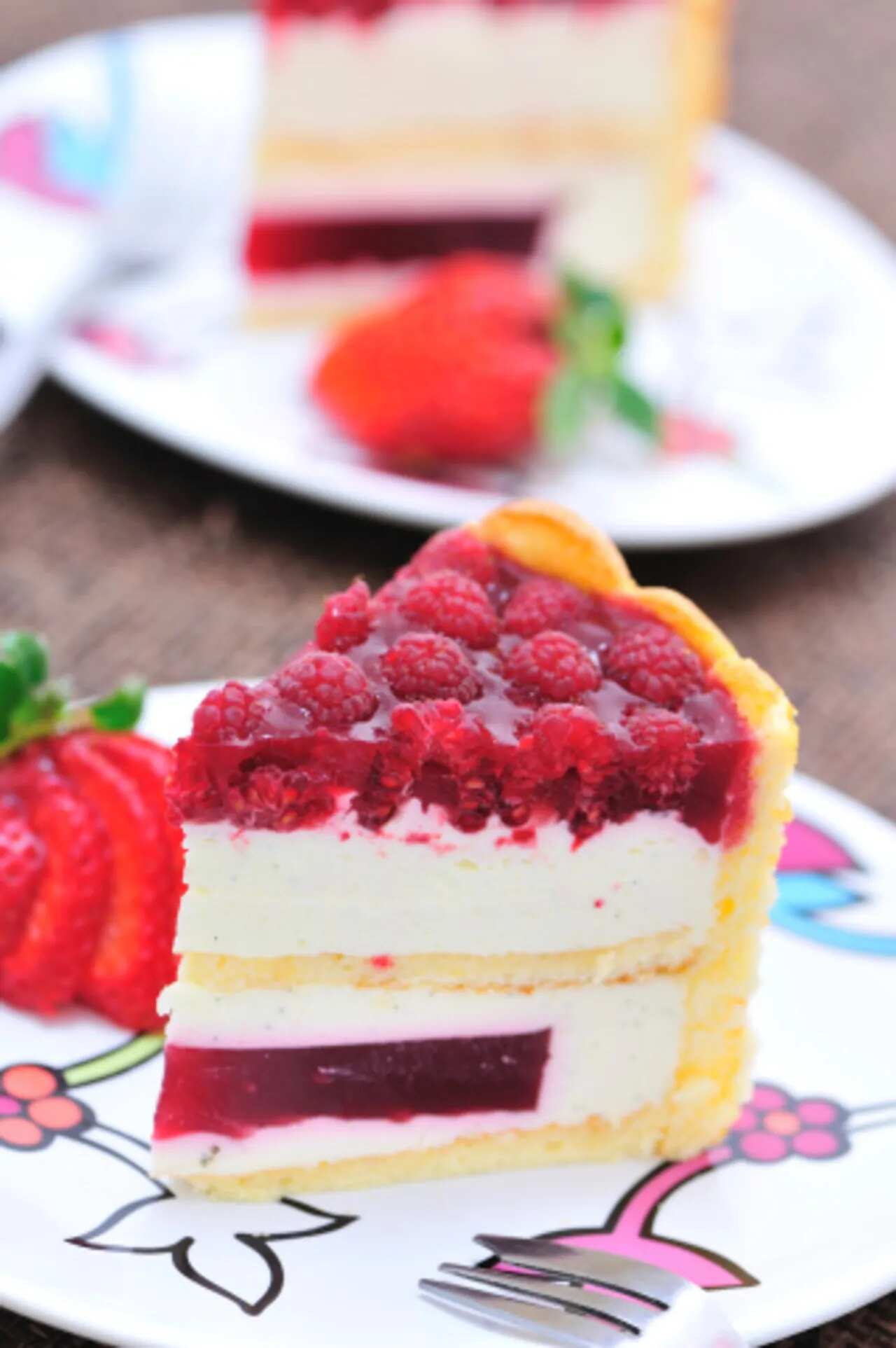 The History Behind Charlotte Russe Cake, 3 Varieties To Try