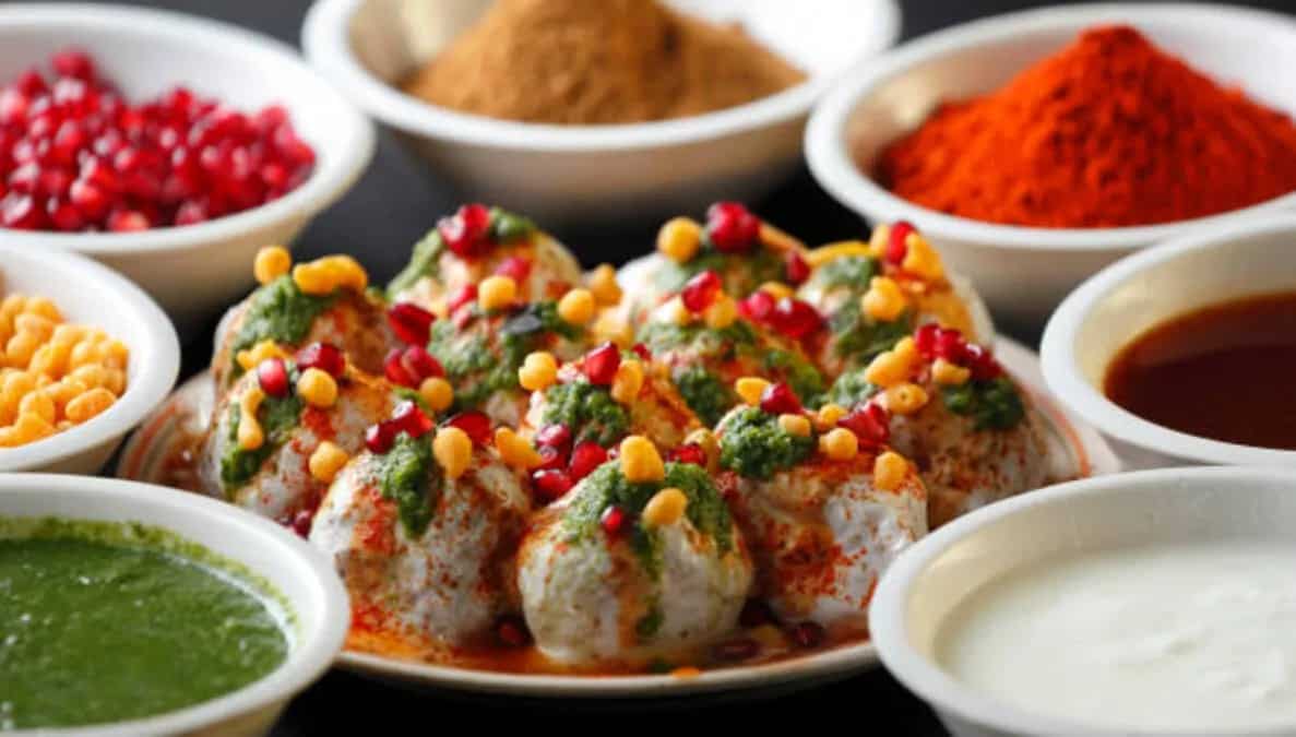 Capturing Chatpata Flavours: 10 Must-Try Street Food Delights Of India