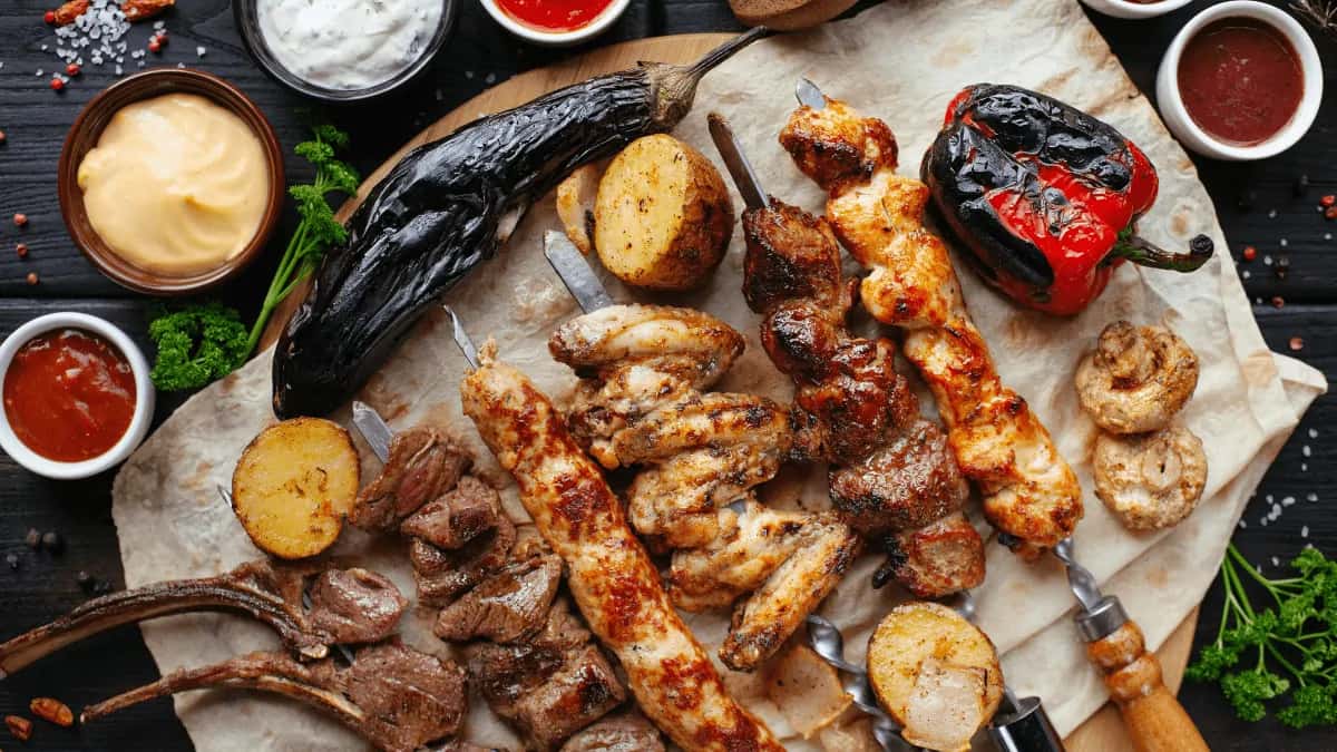 Add A Smoky Flavour To Your Food Using These 5 Ingredients