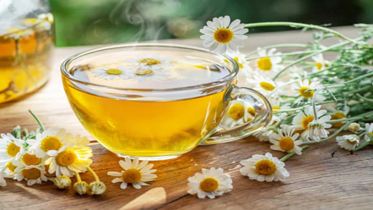 10 Food Remedies To Soothe Your Sore Throat