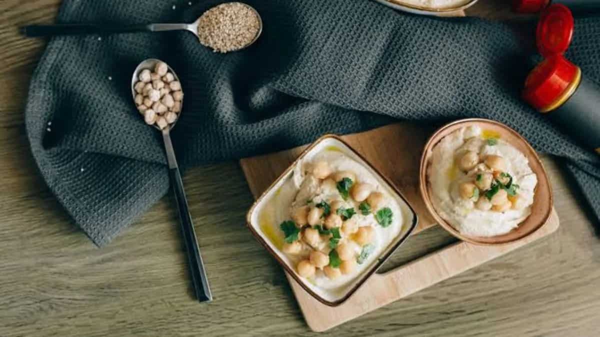 High Protein Dips To Serve During The Next Boys' Night