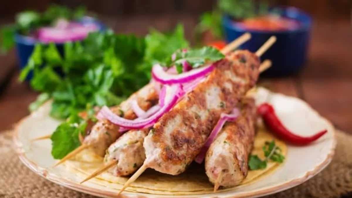 Kebabs & Naans: Classic Delhi Delights You Can Cook In An OTG