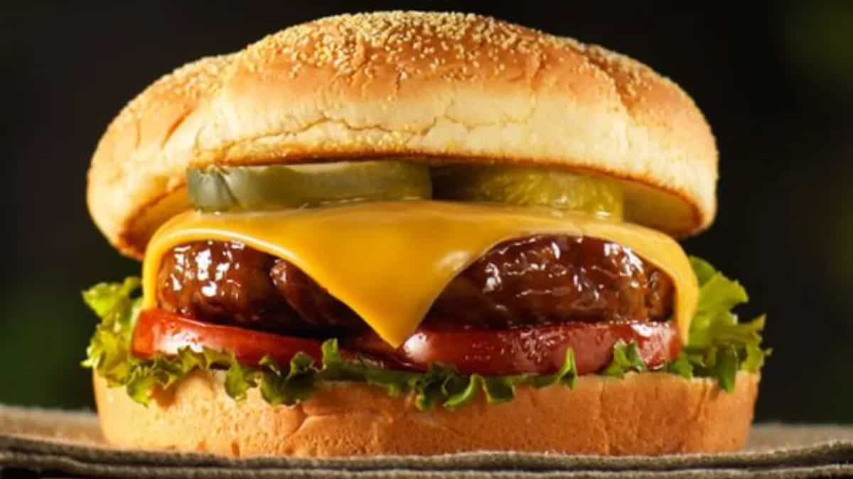 10 Homemade Condiments And Spreads For Sandwiches And Burgers