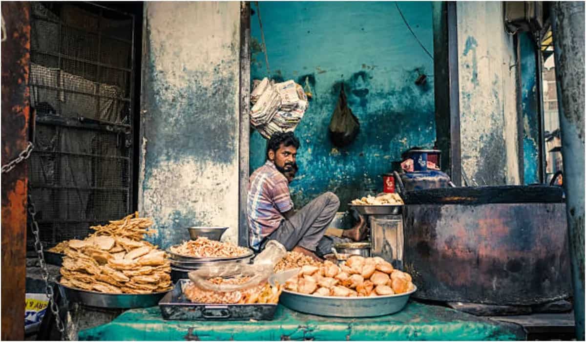 Love Eating Street Food? 6 Things To Keep In Mind To Check For Safety ...