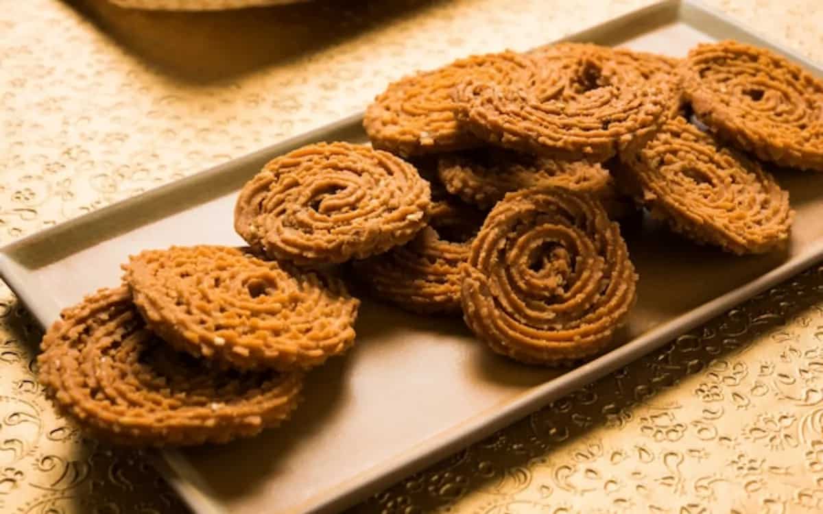 Did You Know Now You Can Make Chakli In Oven Toaster Grill?