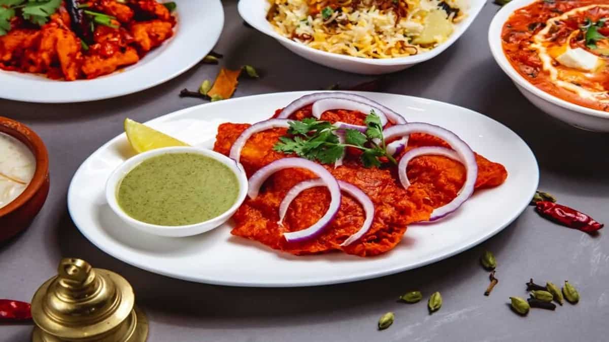 6 Indian Dishes That You Can Make With Chillies